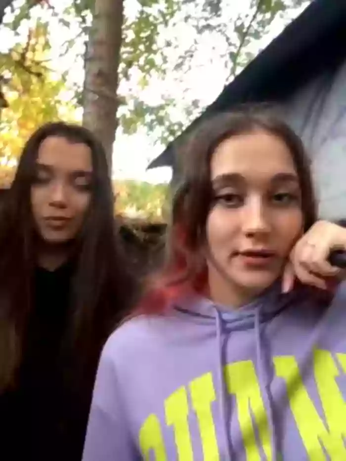 RollingGirls Stripchat Cam Show on Oct, 27 2023, at 13:56:27 UTC