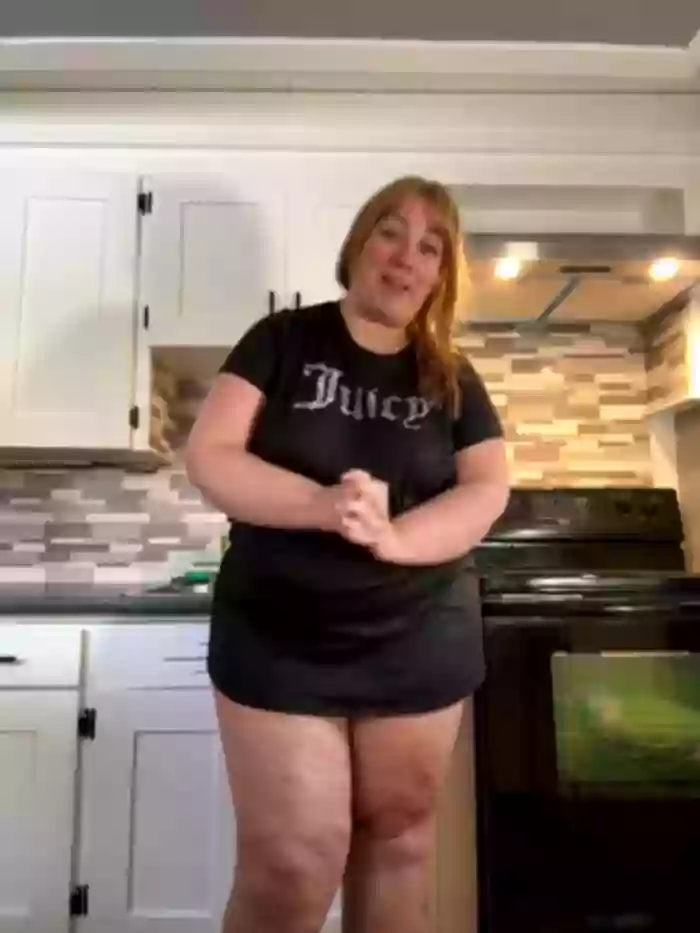 Canadian Bbw Stripchat Cam Show On Dec 8 2023 At 15 57 41 Utc