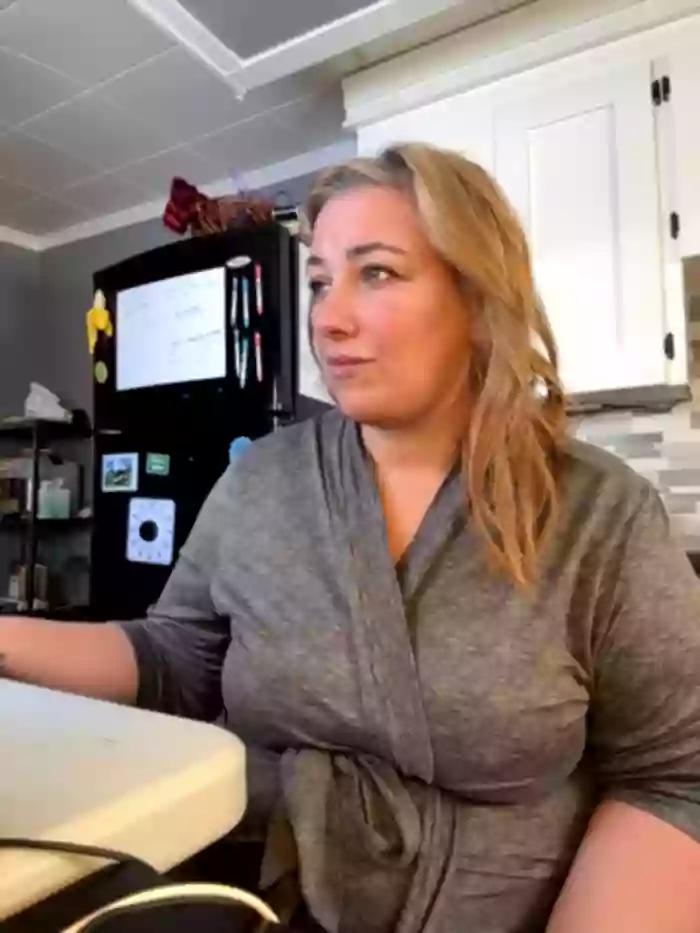 Canadian Bbw Stripchat Cam Show On Jan 16 2024 At 17 38 07 Utc