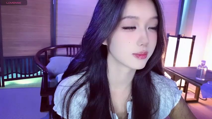 Stream lucy_1811 Stripchat Recordings - Total 129 Cam Shows